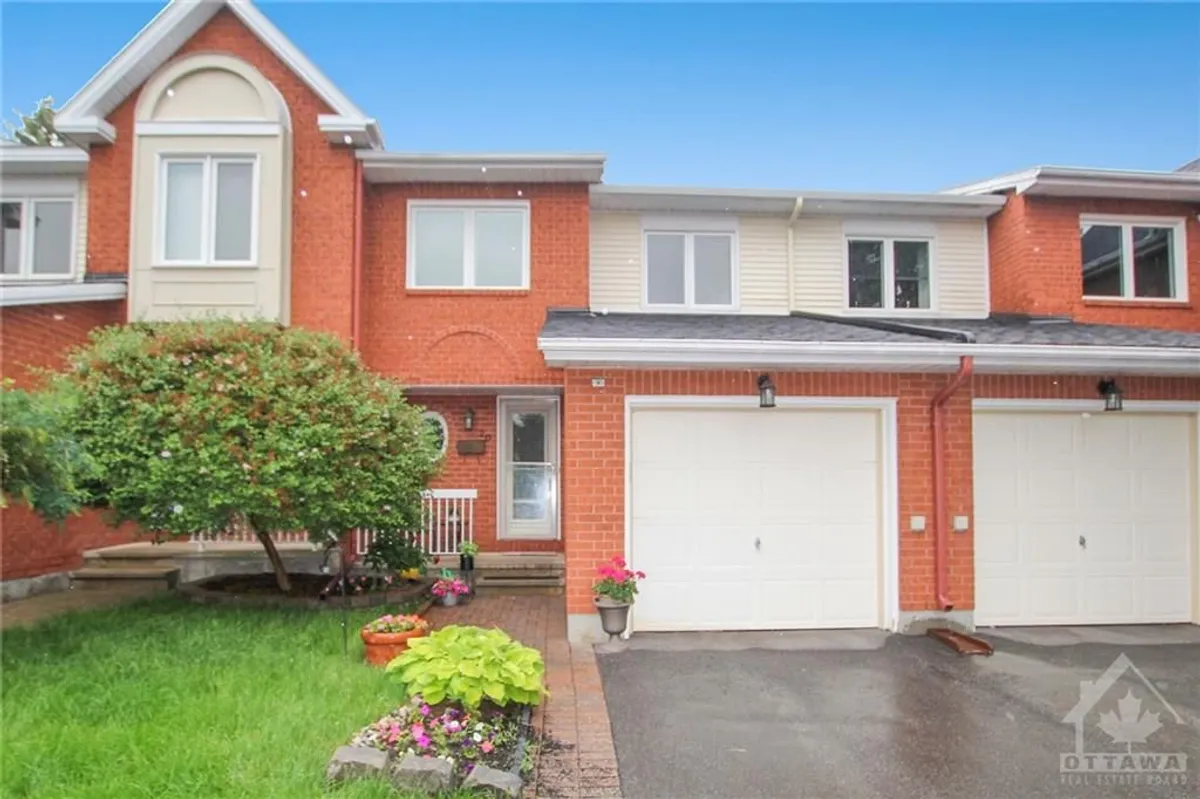 2D MAPLE RIDGE Cres #10, Ottawa, Ontario | Sold | Wahi