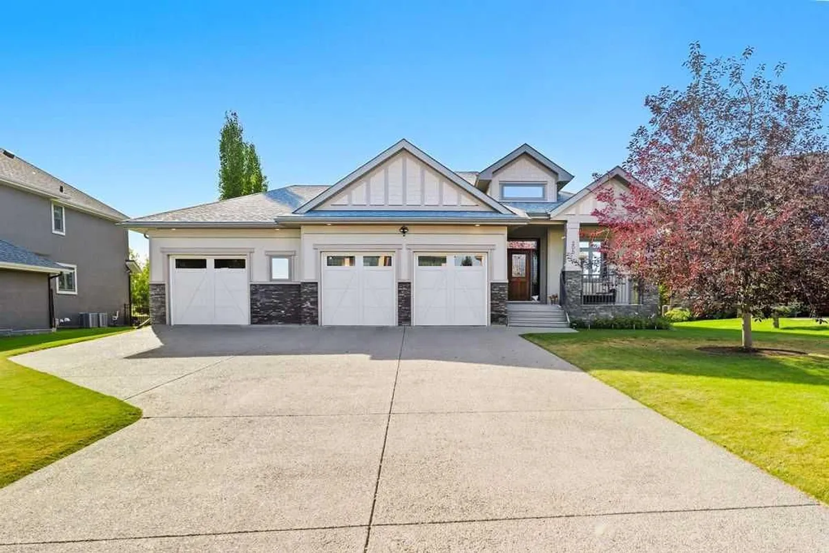 305 Silverado Ranch Manor, Calgary, Alberta | Sold | Wahi