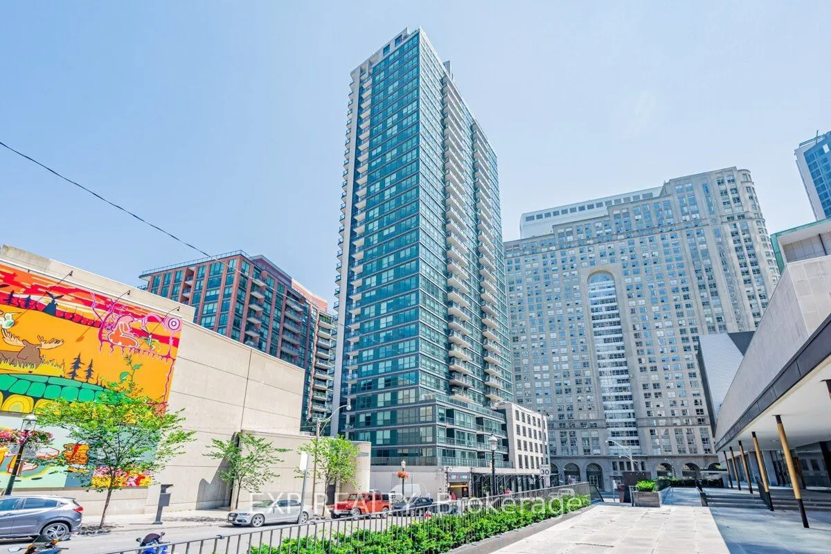 1 Scott St #709, Toronto, Ontario | Off Market | Wahi